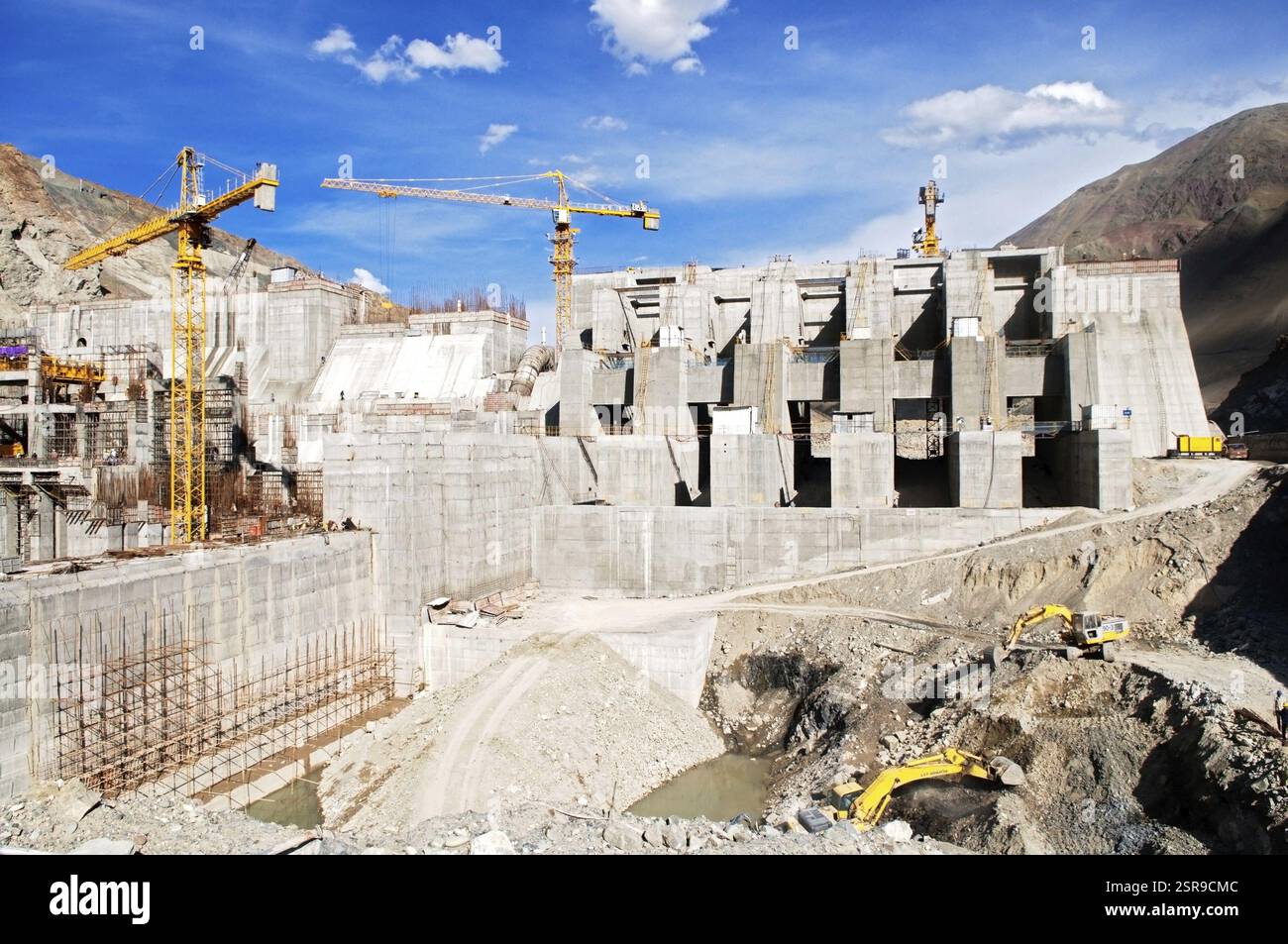 Nimoo bazgo dam, Leh, Ladakh, Jammu and Kashmir, India, Asia Stock Photo - Alamy