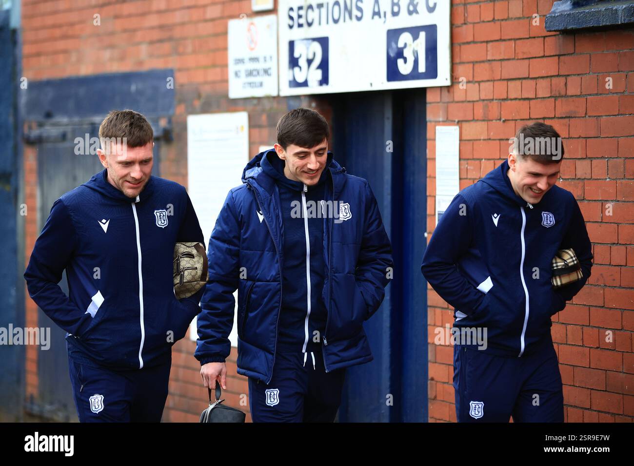 Dens Park, Dundee, UK. 15th Feb, 2025. Scottish Premiership Football ...