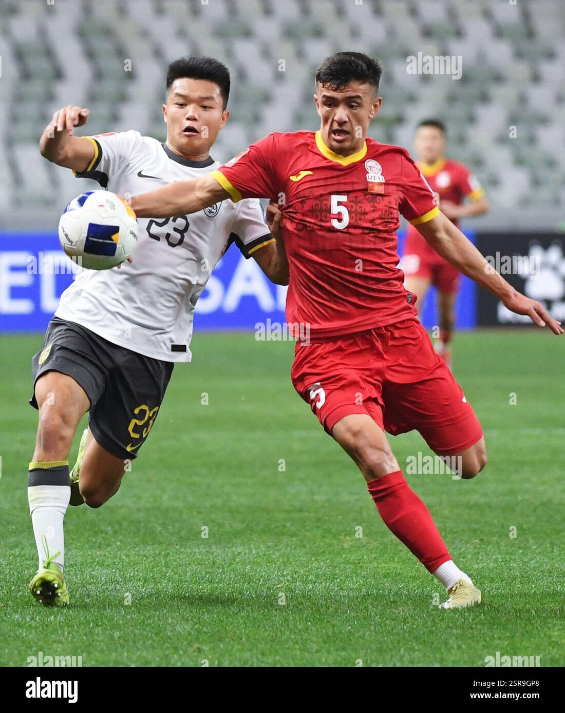 Shenzhen, China's Guangdong Province. 15th Feb, 2025. Yang Xi (L) of ...