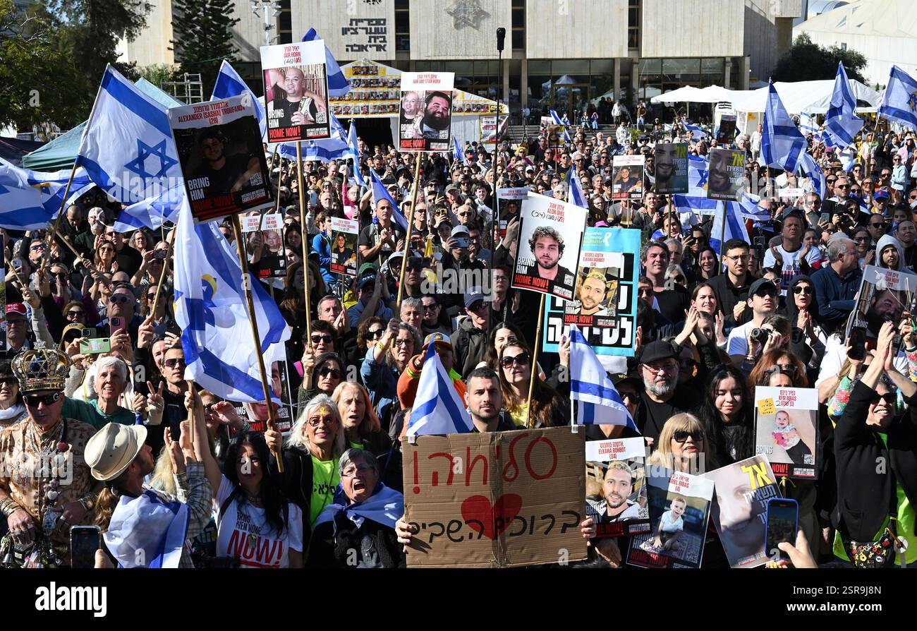 Tel Aviv, Israel. 15th Feb, 2025. People gather in Hostage Square in ...