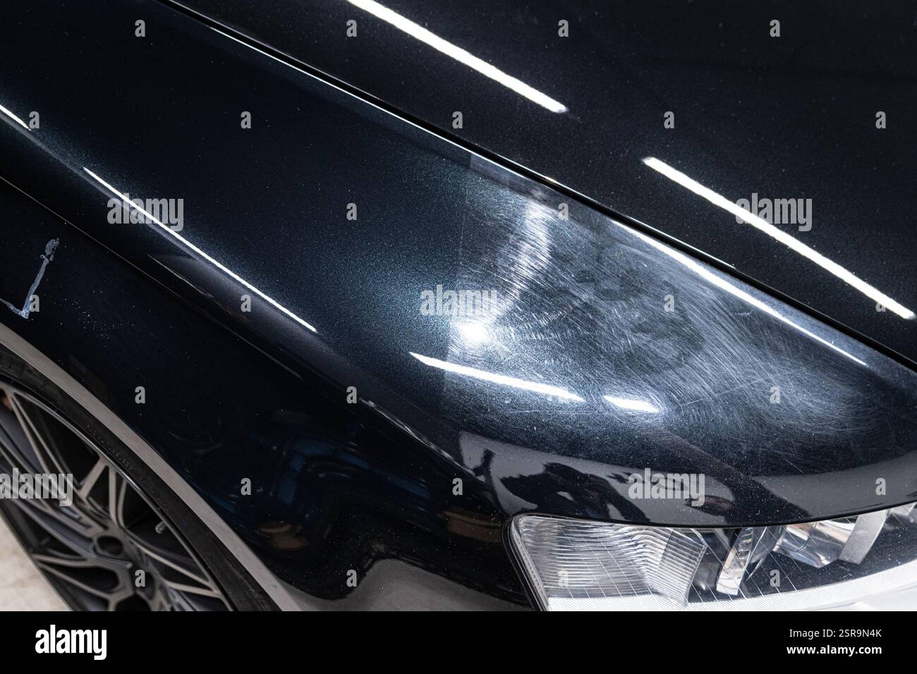 Before-after paint correction shows one side scratched Stock Photo - Alamy