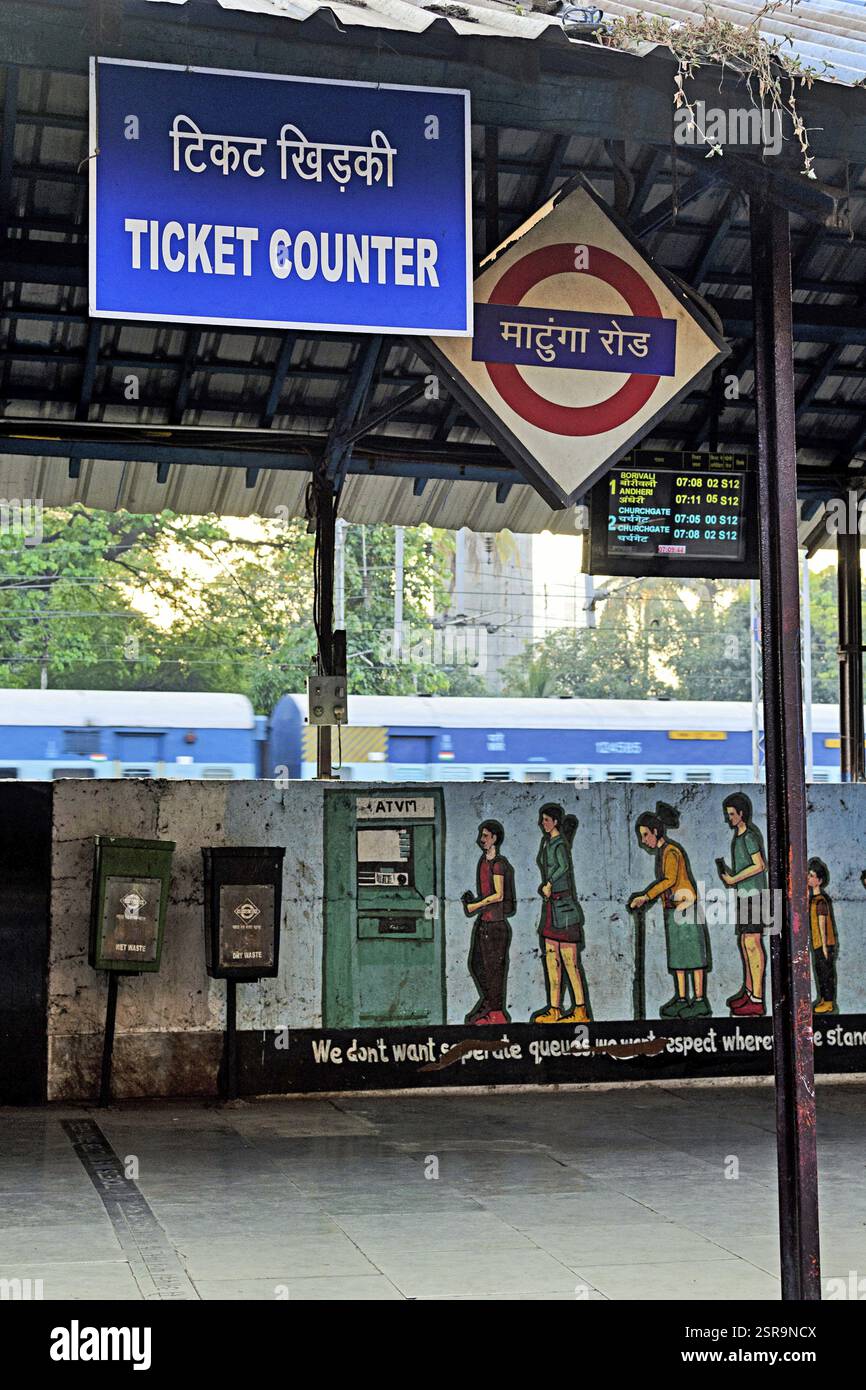 Matunga Road Railway Station, Mumbai, Maharashtra, India, Asia Stock ...