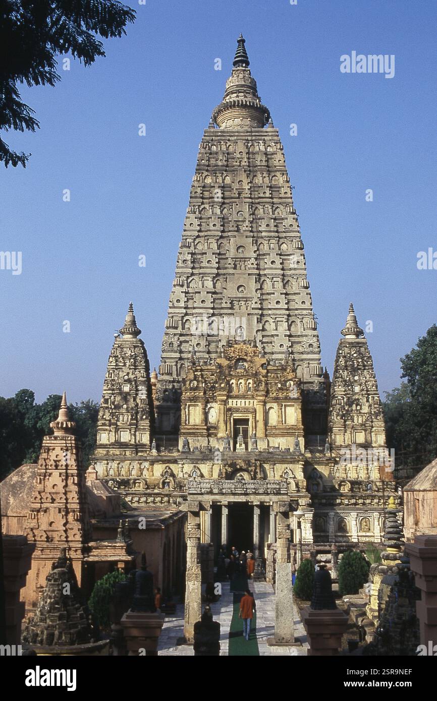 Facade of Mahabodhi Temple, Bodh Gaya, Bihar, India, Asia Stock Photo ...