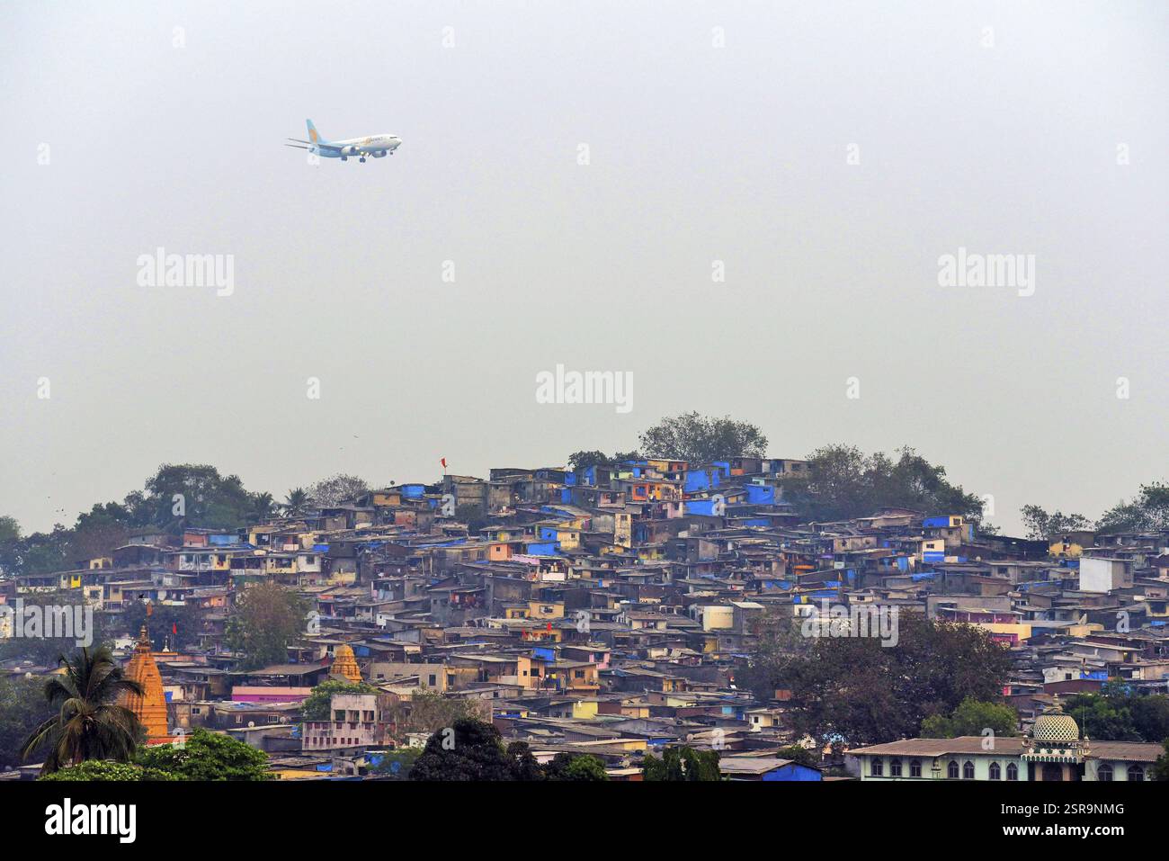 Slums near Asalpha railway station, Mumbai, Maharashtra, India, Asia ...