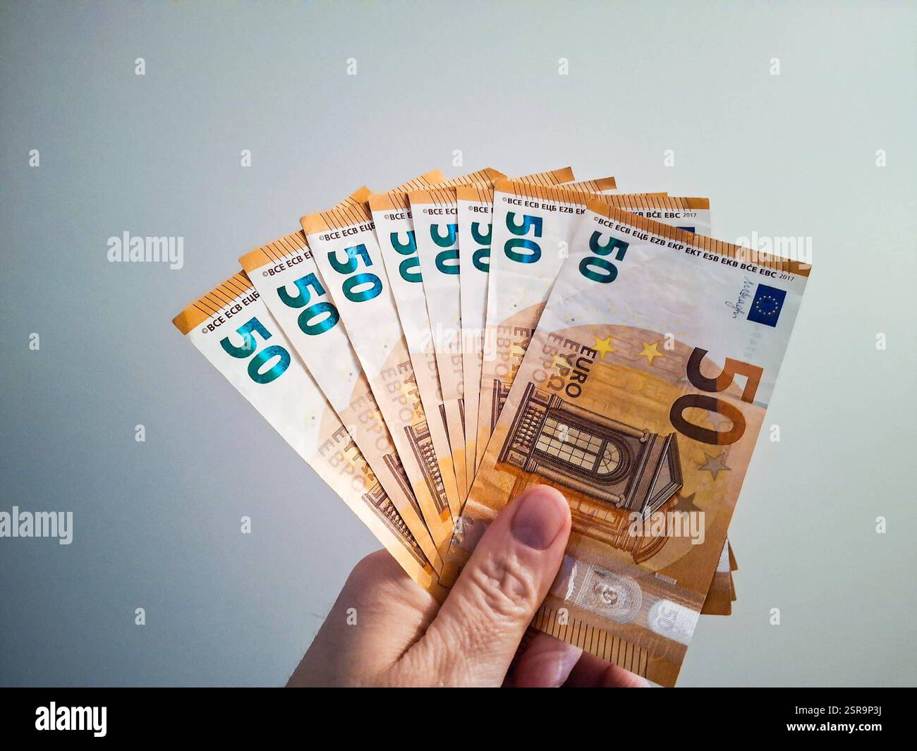 Stockbilder 02/2025 Geldscheine *** Stock photos 02 2025 banknotes ...