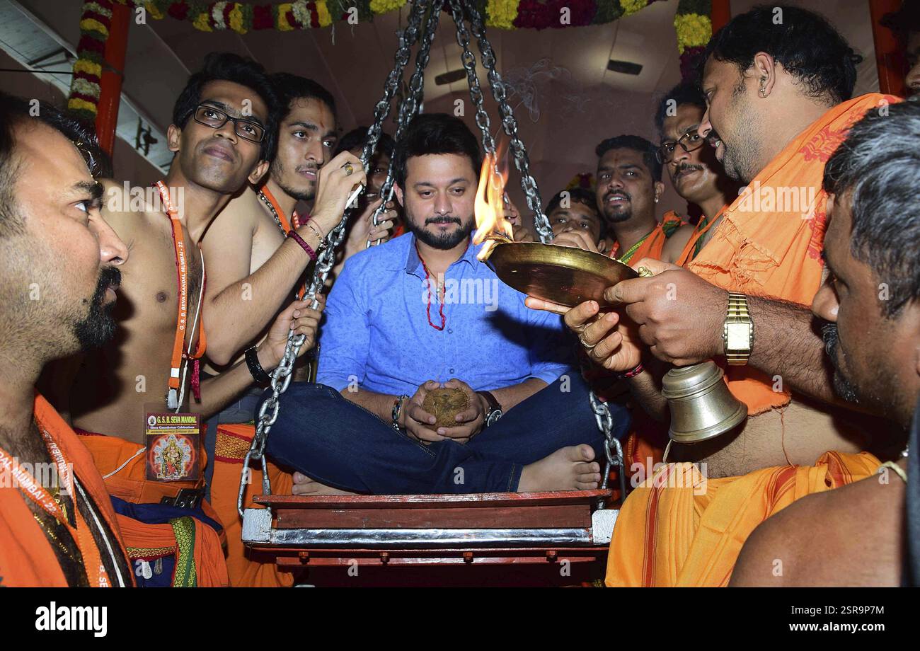 Marathi actor Swapnil Joshi visits GSB seva mandal to offer prayer on the occasion of Ganesh ...