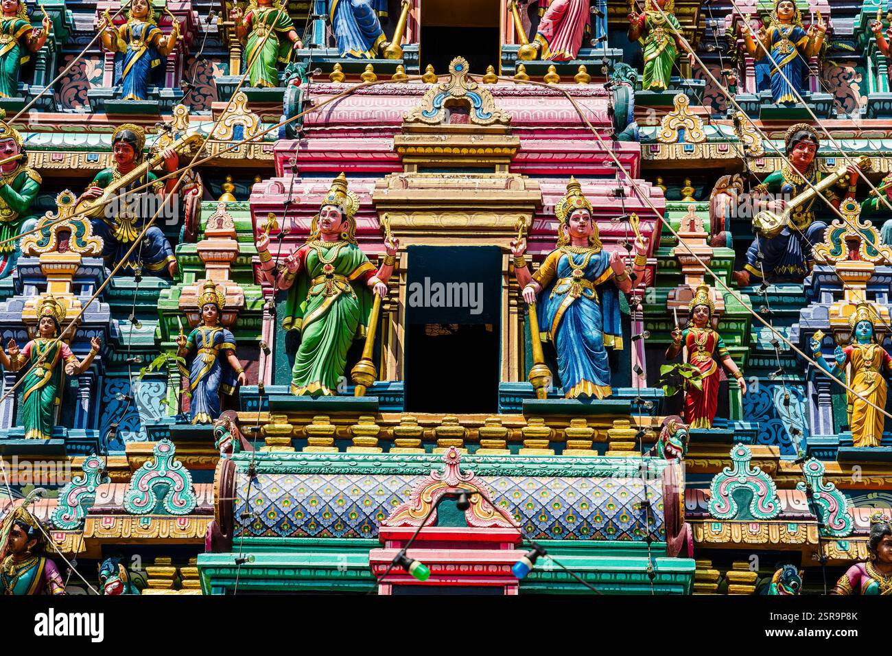 Kuala Lumpur Main Hindu Temple Stock Photo - Alamy