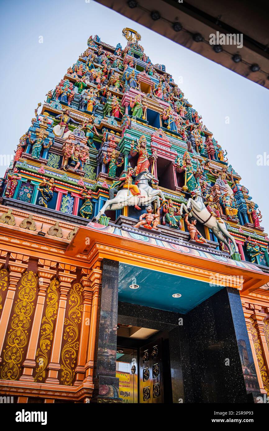 Kuala Lumpur Main Hindu Temple Stock Photo - Alamy