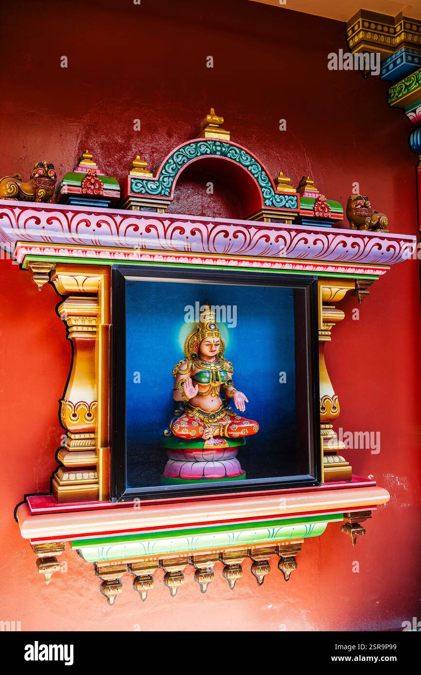 Kuala Lumpur Main Hindu Temple Stock Photo - Alamy