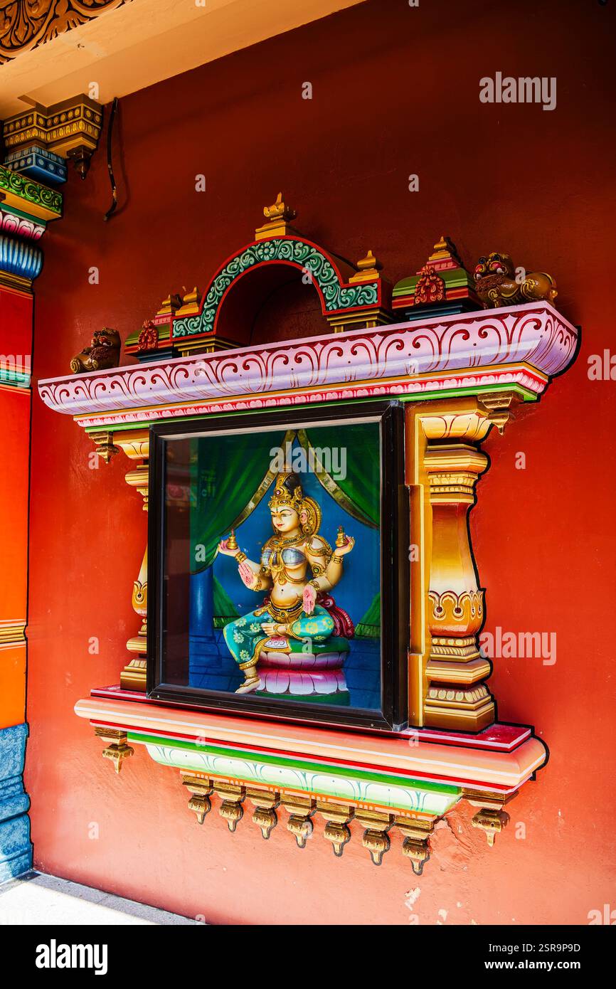 Kuala Lumpur Main Hindu Temple Stock Photo - Alamy
