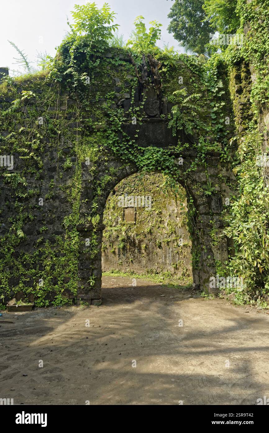 Revdanda fort gate, raigad, Maharashtra, India, Asia Stock Photo - Alamy