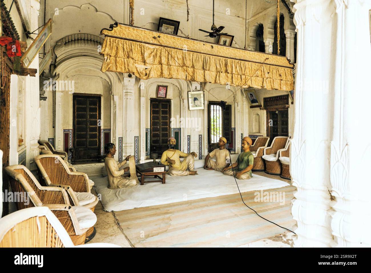 Drawing room, Goenka Haveli Museum, Dundlod, Shekhawati, Rajasthan ...