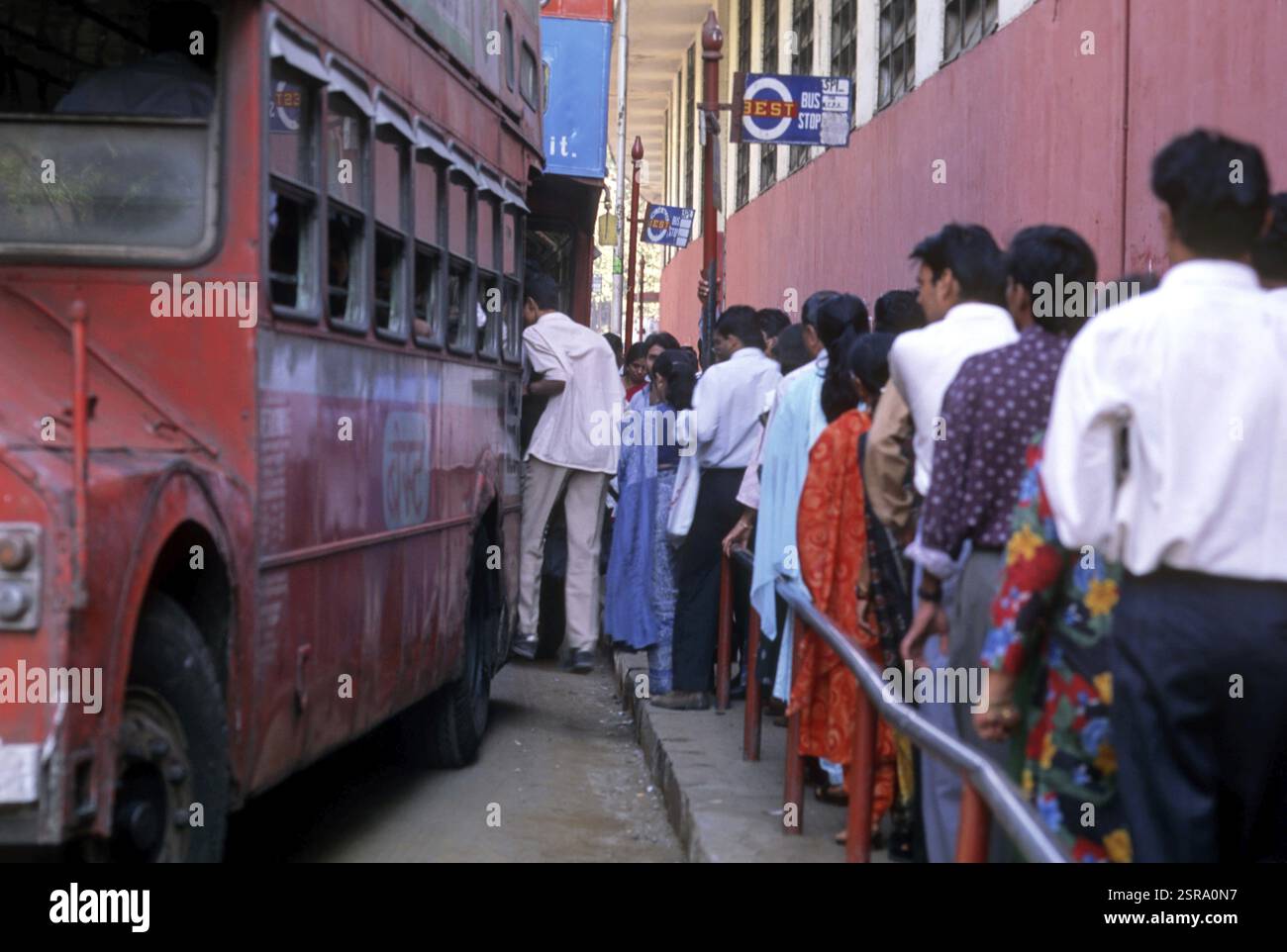 Bus, Bus Stop, Churchgate, Bombay mumbai, Maharashtra, india Stock ...