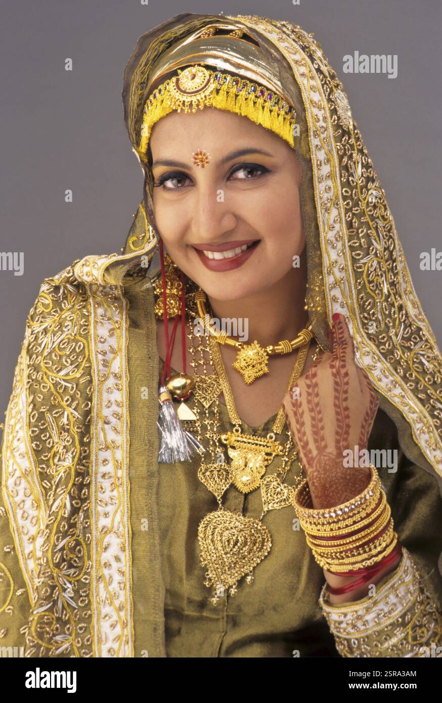Kashmiri weddings hi-res stock photography and images - Alamy