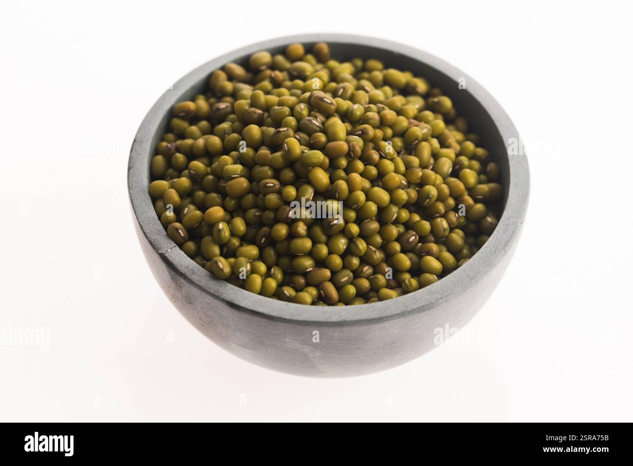 Raw mung bean Stock Photo - Alamy