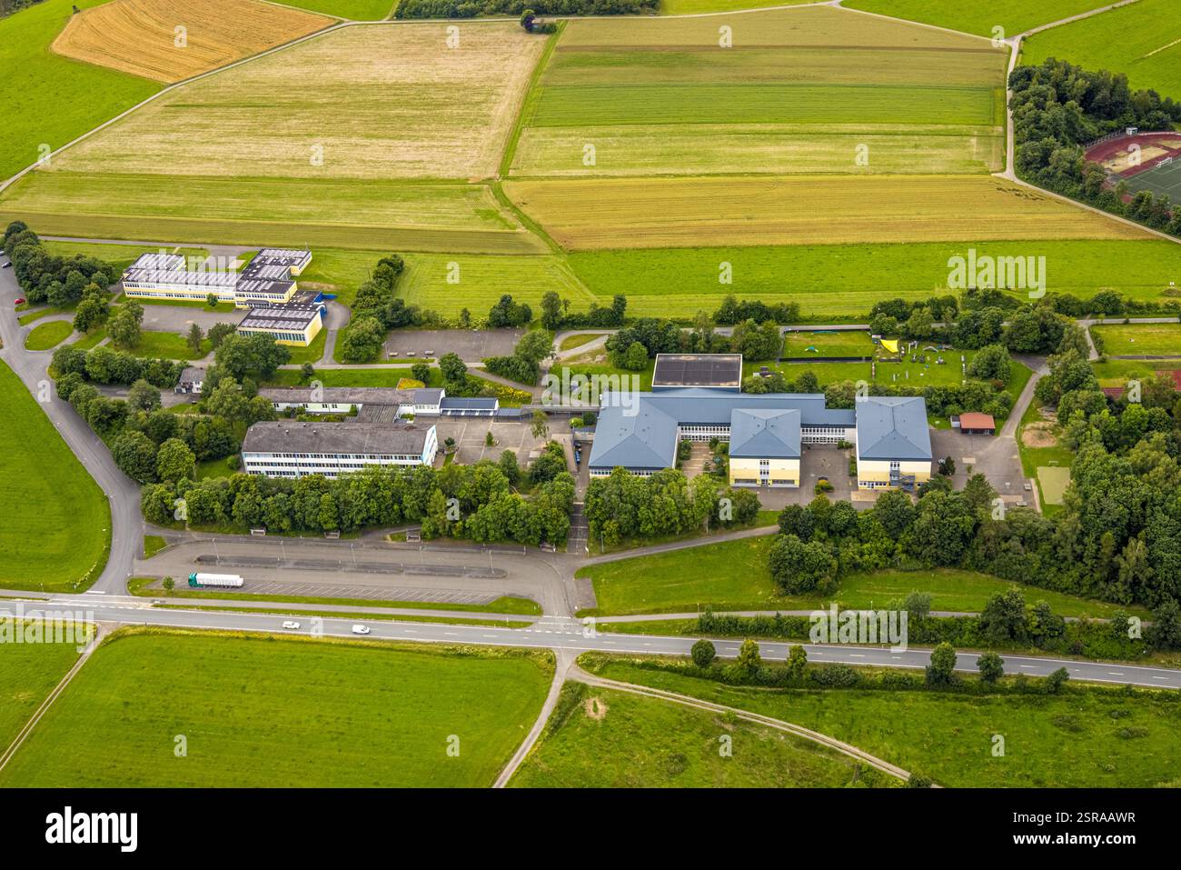 Aerial view, Ludwig-zu-Sayn-Wittgenstein-Schule Hauptschule and Städt ...