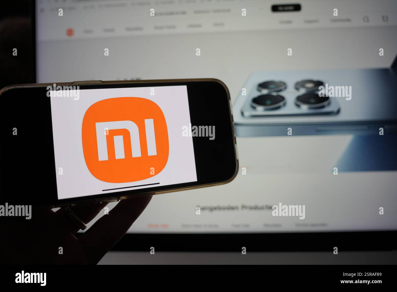 Modern ai connectivity logo hi-res stock photography and images - Alamy