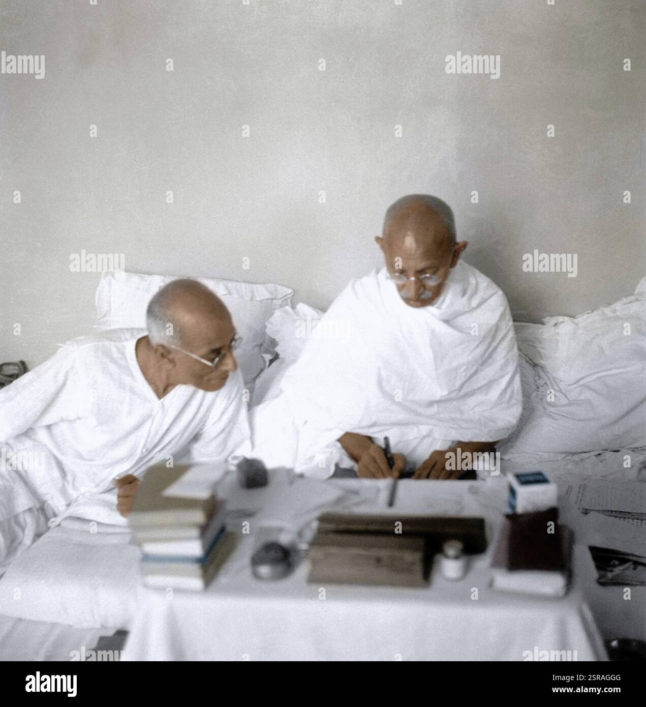 Mahatma Gandhi discussing with C Rajagopalachari, Mumbai, Maharashtra ...