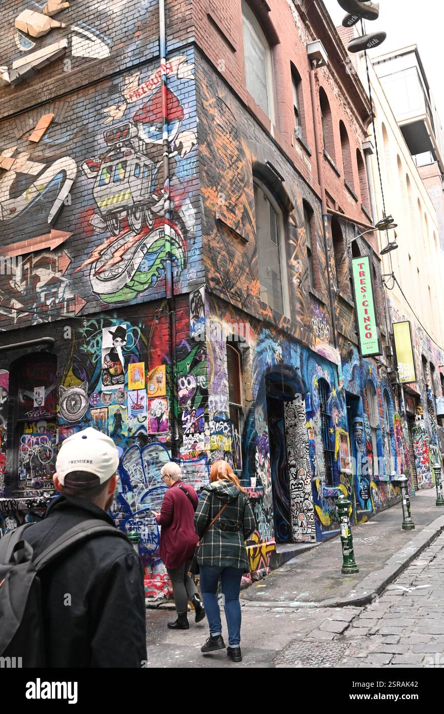 Hosier Lane, street art and graffiti. Melbourne CBD, Victoria, Australia Stock Photo - Alamy
