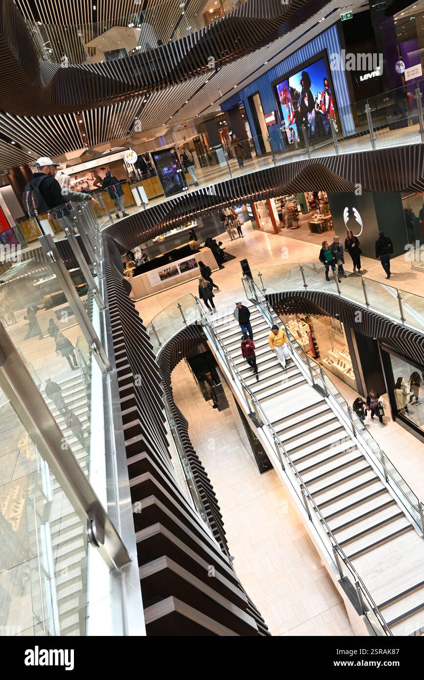 Melbourne Shopping And Retail Districts Stock Photo Alamy melbourne-shopping-and-retail-districts-stock-photo-alamy