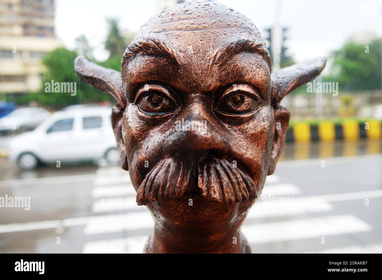 Copper statue of man at worli sea face, Bombay Mumbai, Maharashtra ...