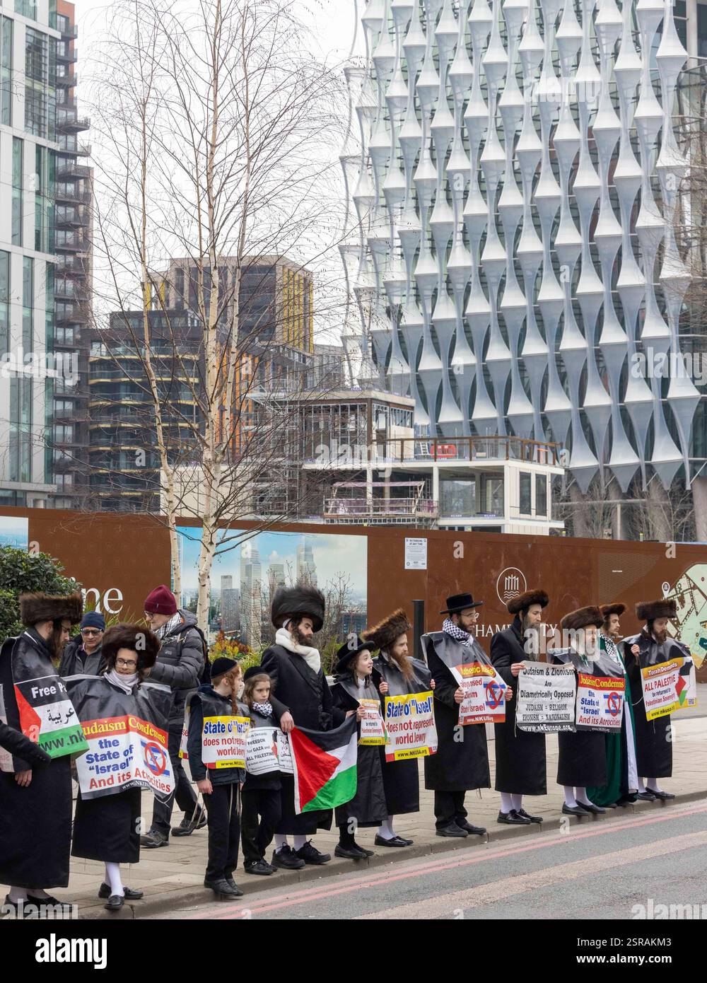 London, UK 15 Feb 2025 Hassidic Jews show their support. The March ...