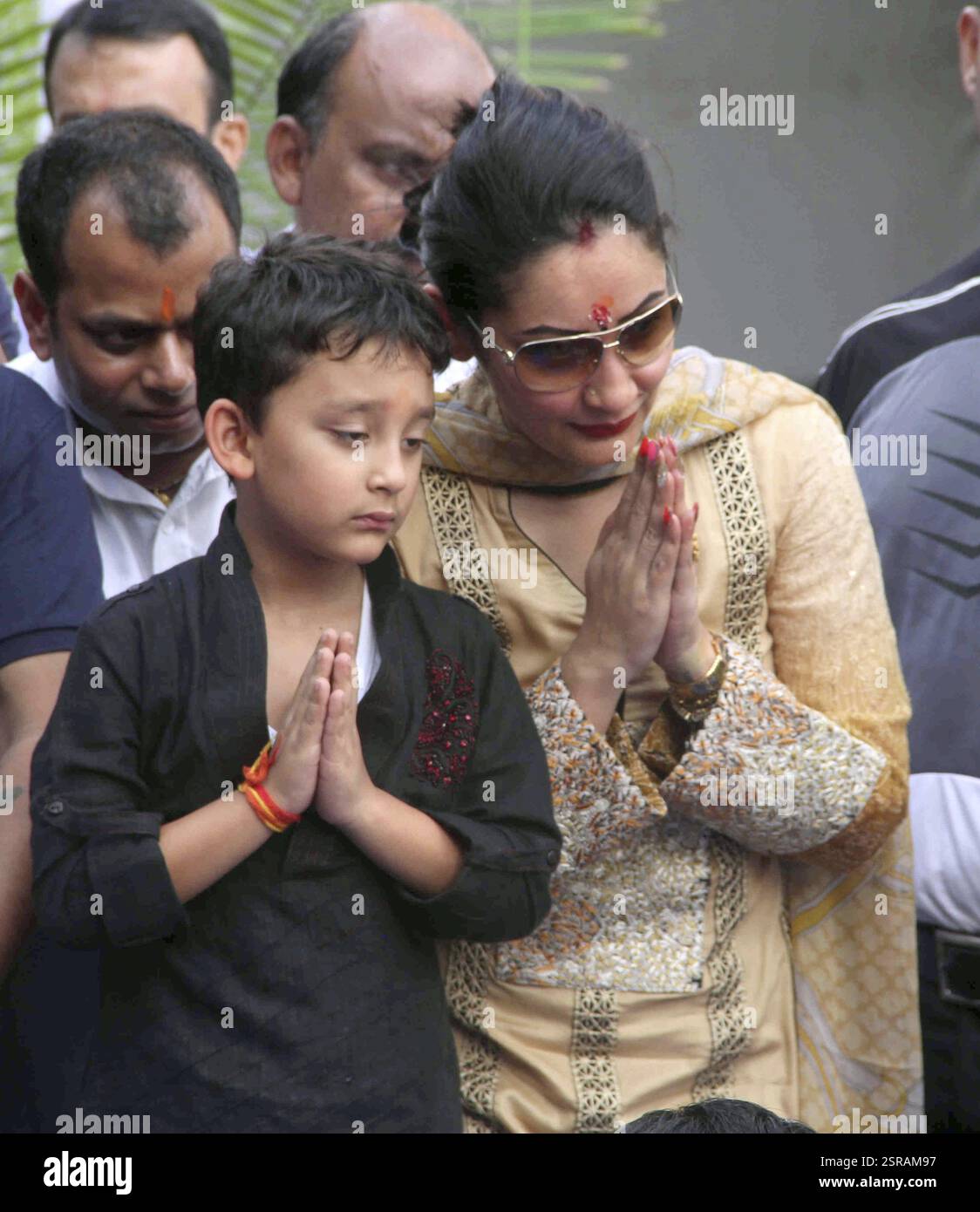 Bollywood actor Sanjay Dutt Manyata Dutt Shahraan Dutt participates ...