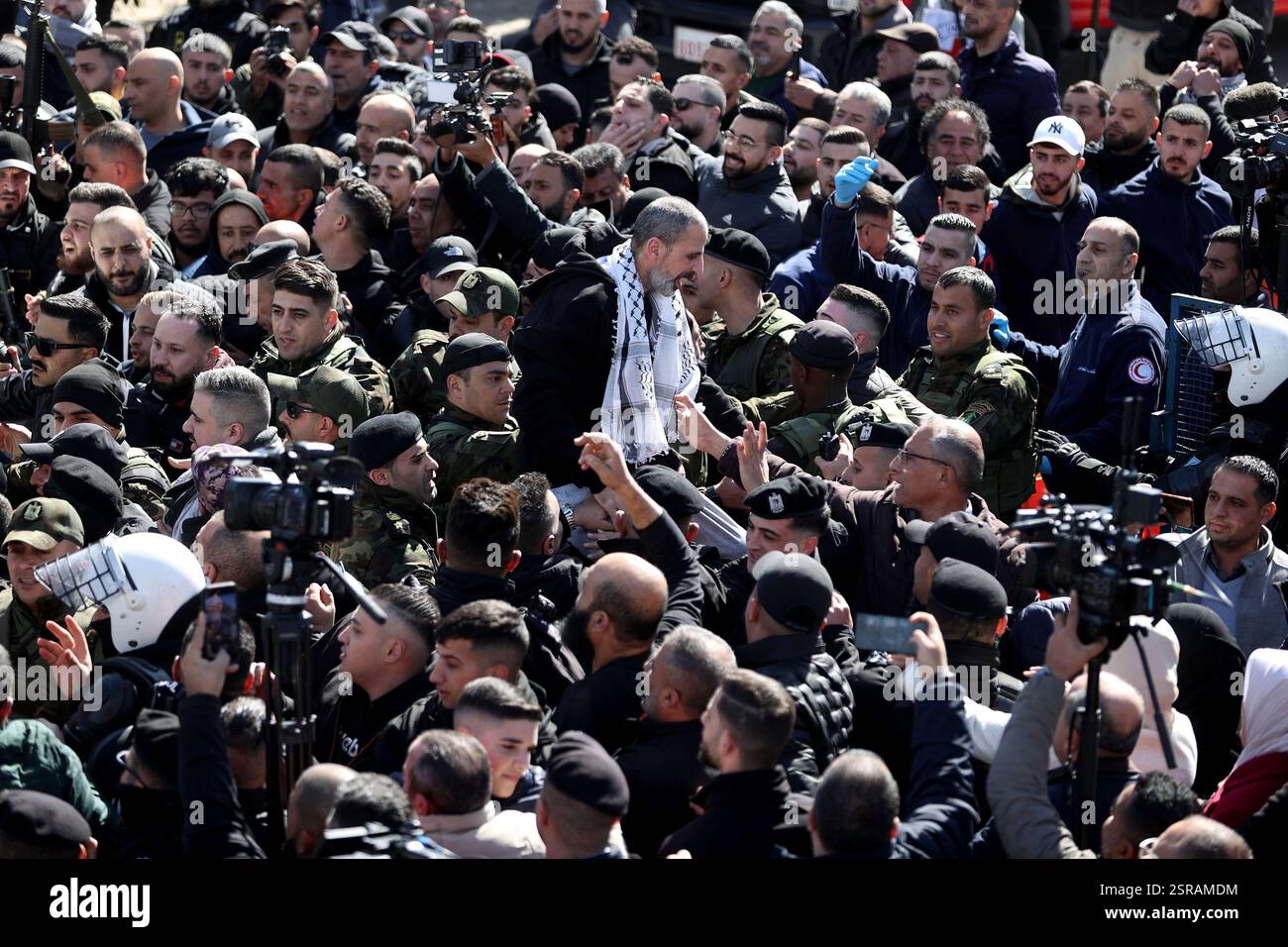 Ramallah, West Bank. 15th Feb, 2025. Former Palestinian prisoners ...