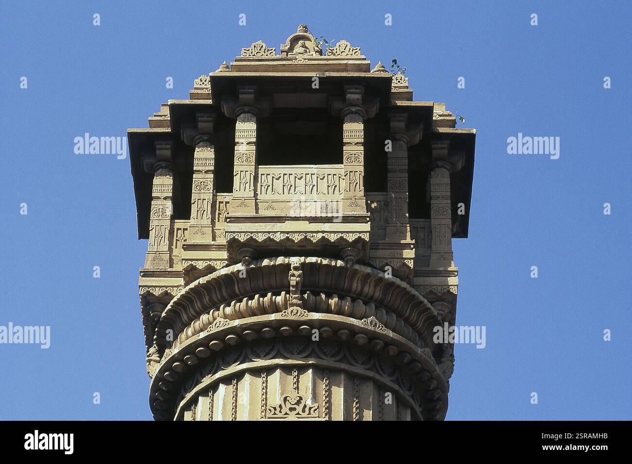 Stambha at Hutheesing Jain Temple, Ahmedabad, Gujarat, India, Asia ...