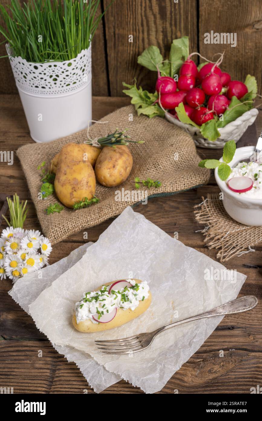 Grilling potatoes hi-res stock photography and images - Alamy