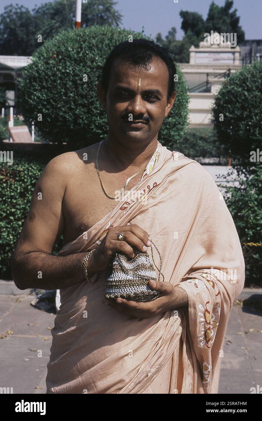 Portrait of jain worshipper outside temple, Gujarat, India, Asia Stock ...