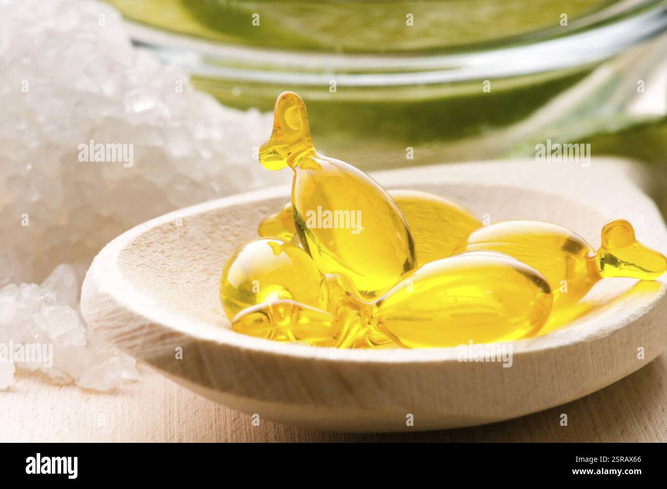 Cosmetic capsule travel hi-res stock photography and images - Alamy