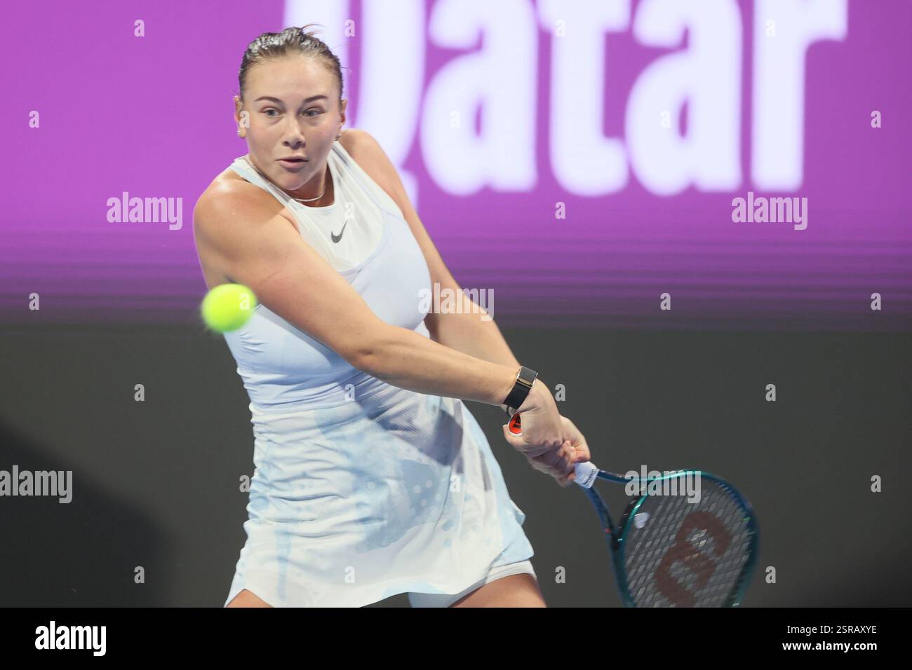 Amanda Anisimova of the United States returns to Latvia's Jelena ...