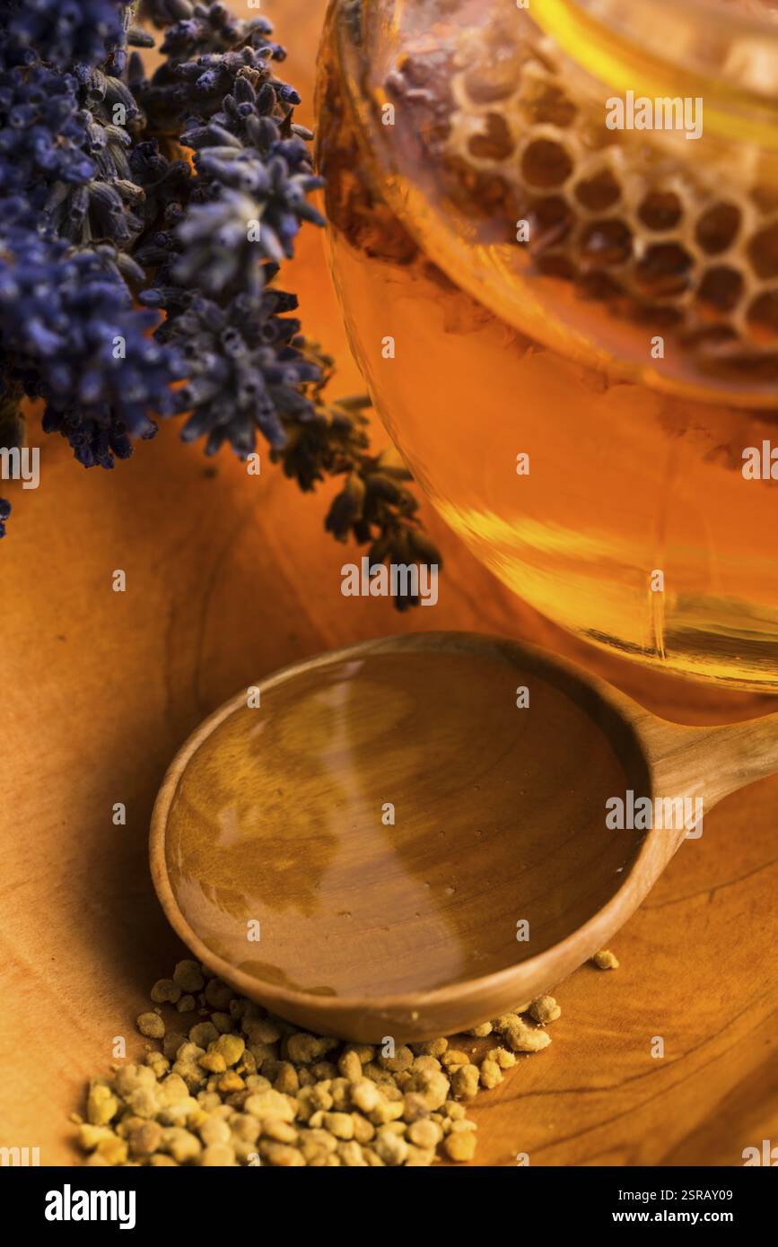 Lavender honey with bee pollen and honey comb Stock Photo - Alamy