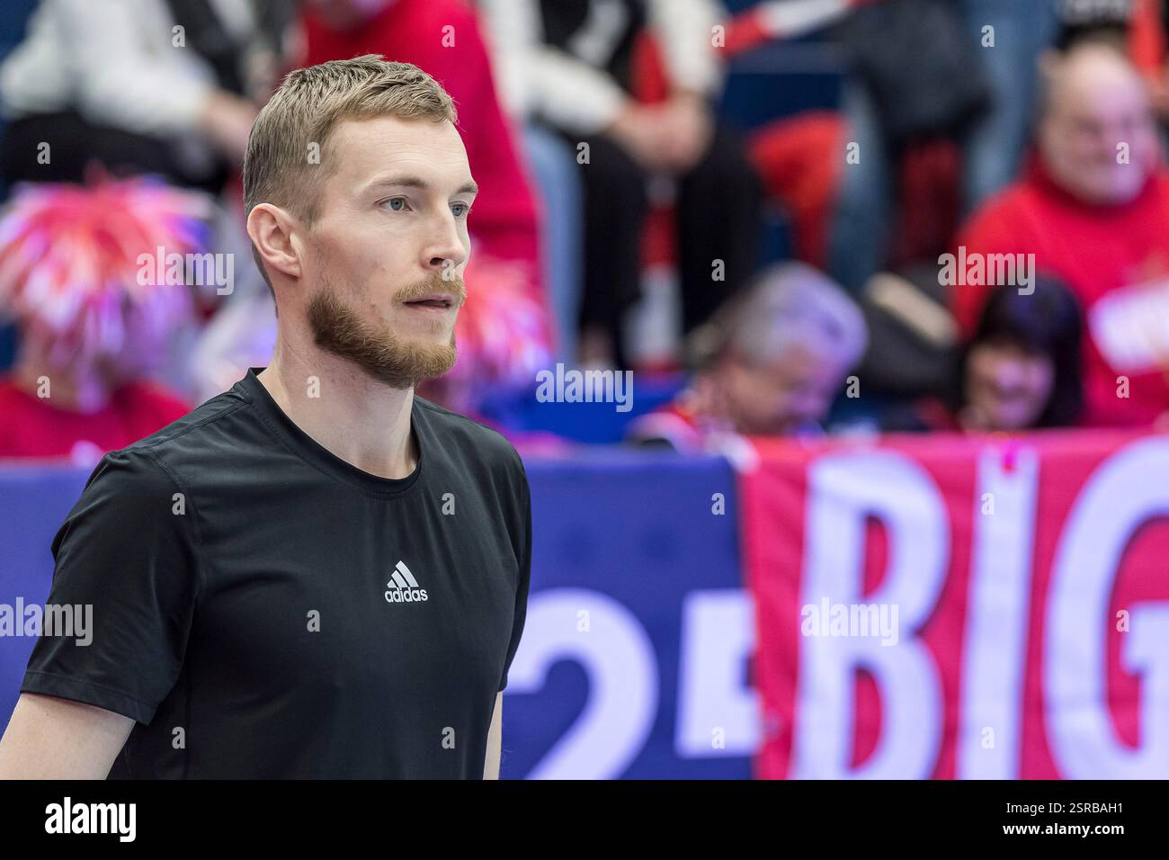 Weissenfels, Deutschland. 15th Feb, 2025. Niels Giffey (FC Bayern ...