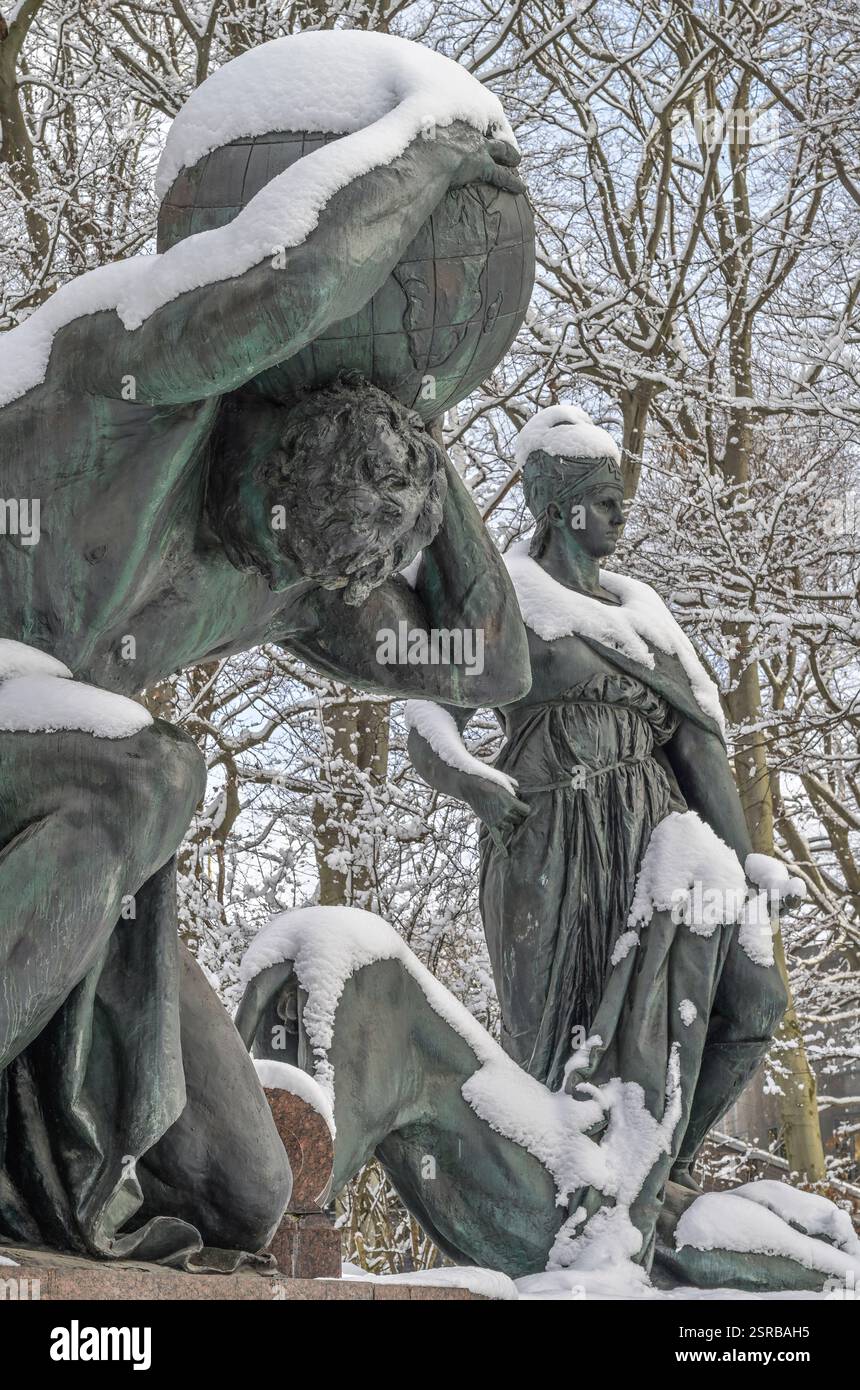 Figur des Atlas, Figur der Germania, Winter, Schnee, Bismarck ...