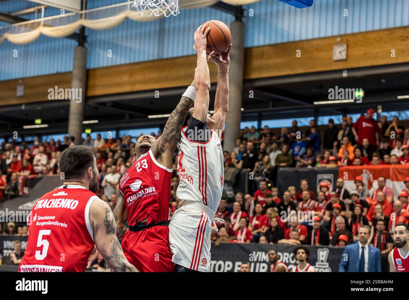 Weissenfels, Deutschland. 15th Feb, 2025. Vladimir Lucic (FC Bayern ...