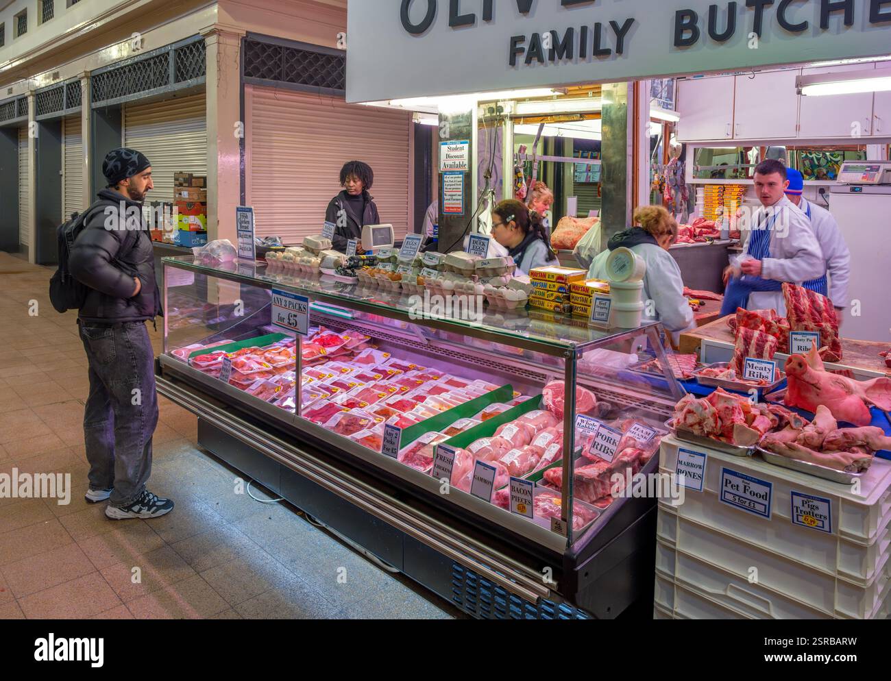 Butcher stall in Grainger Market, Newcastle-upon-Tyne, Tyne and Wear ...