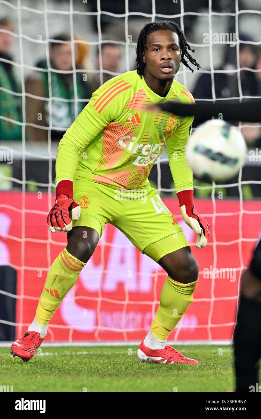 Brugge, Belgium. 01st Feb, 2025. goalkeeper Matthieu Epolo (40) of ...