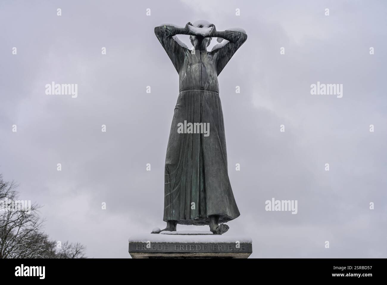 Der Rufer von Gerhard Marcks, Straße des 17. Juni, Tiergarten, Mitte ...