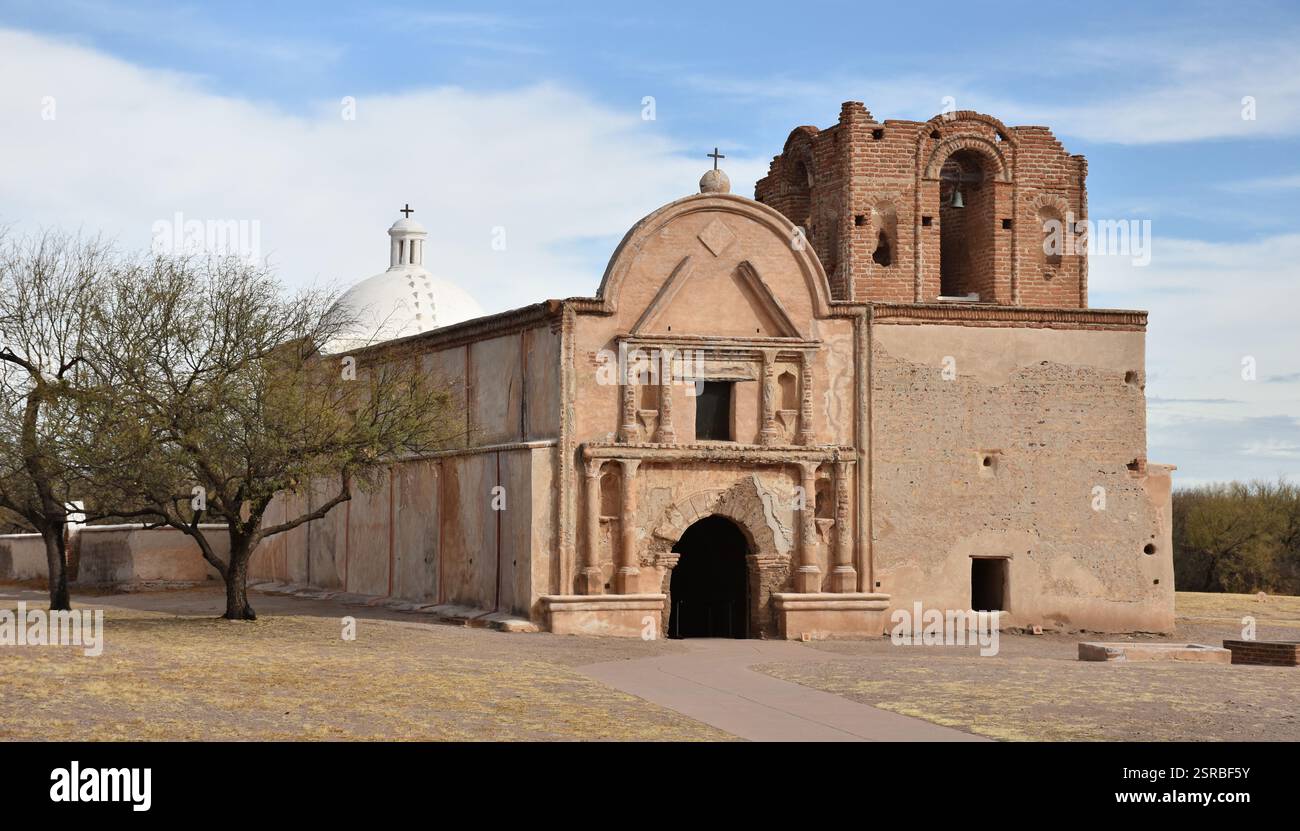 An ancient Catholic Spanish mission in Southern Arizona's Tumacacori ...