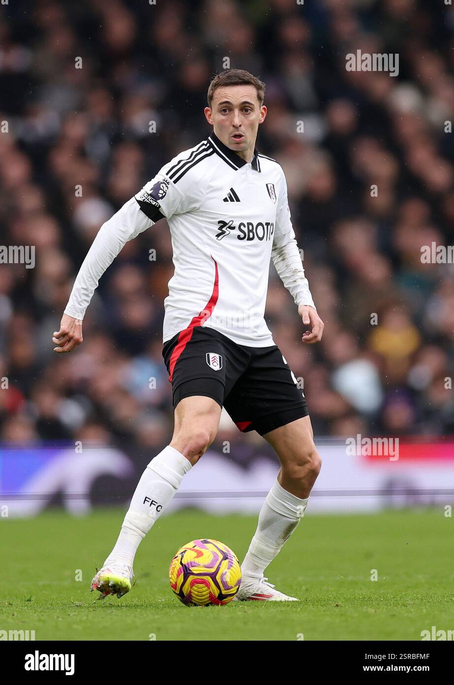 London, UK. 15th Feb, 2025. Timothy Castagne of Fulham during the ...
