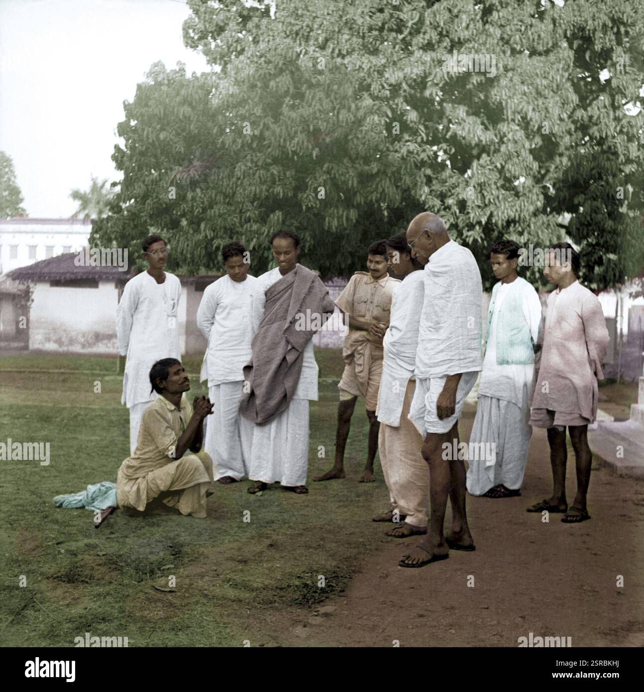 Mahatma Gandhi talking to blind man during peace march, Bihar, India ...
