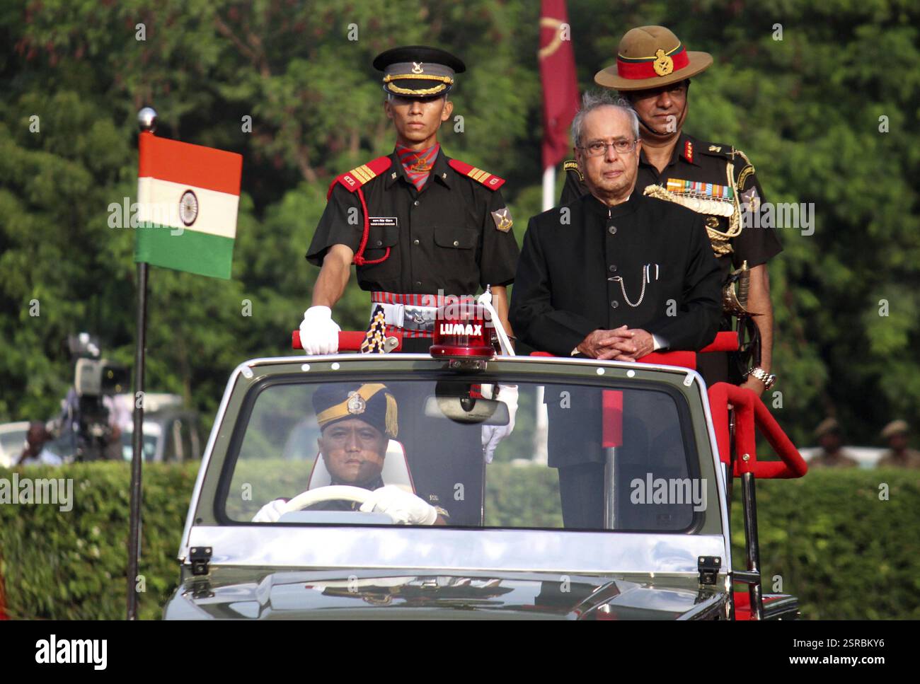 Pranab Mukherjee President Supreme Commander Armed Forces parade ...