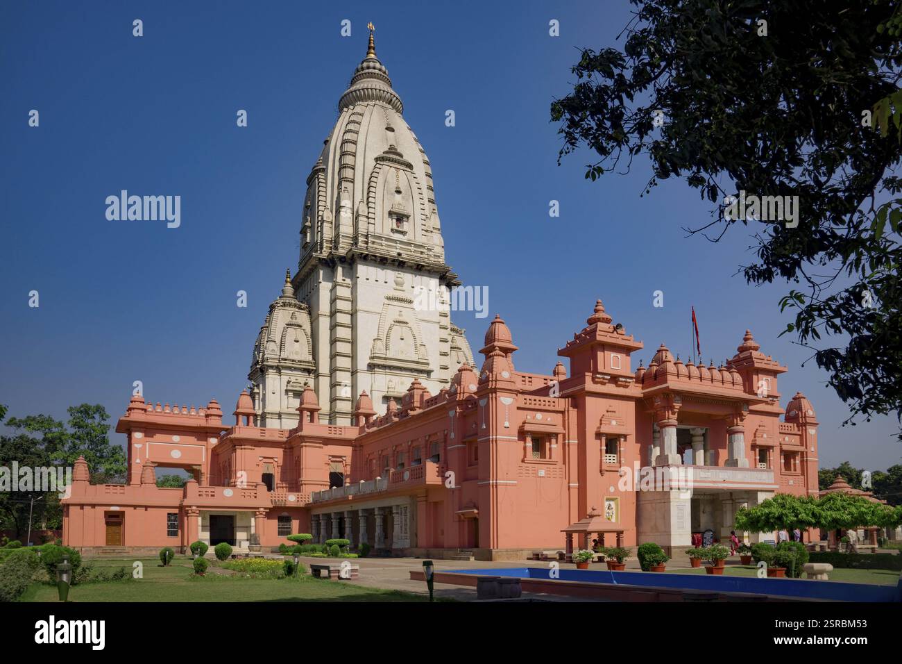 Shri kashi vishwanath temple, varanasi, uttar pradesh, india, asia ...