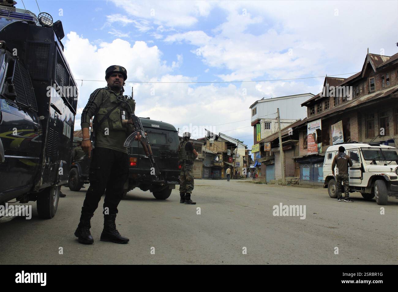 Army men with rifles in Sopore town, baramulla, Kashmir, India, Asia ...