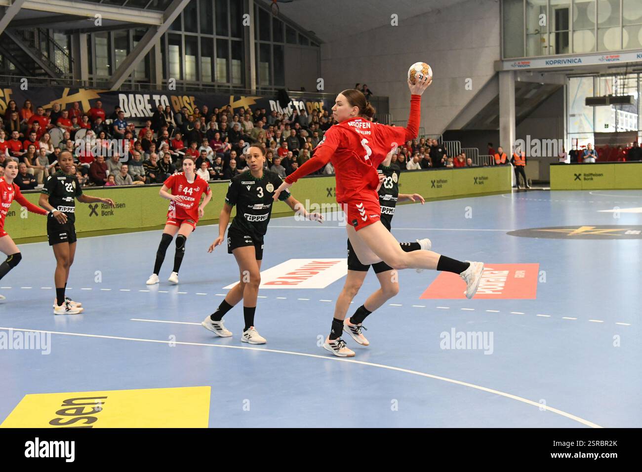 Koprivnica, Croatia. 15th Feb, 2025. Katarina Pandza of HC Podravka ...