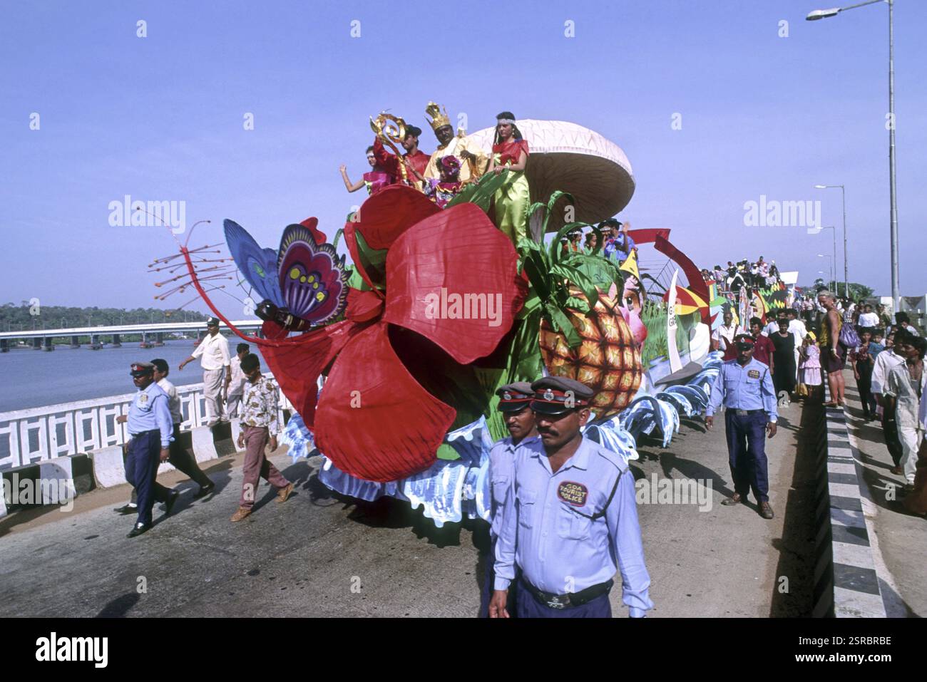 Goa Carnival, King Memo and Queen float, panjim, goa, india Stock Photo ...