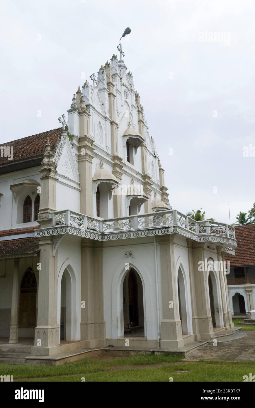 Saint Mary Jacobite Syrian or Marth Mariam church at Kandanad, Kerala ...