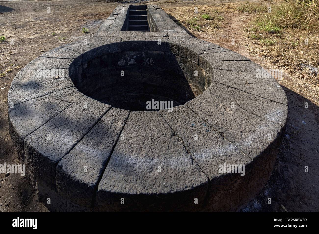 Step well Shivkalin Vihir, Thane, Maharashtra, India, Asia Stock Photo ...